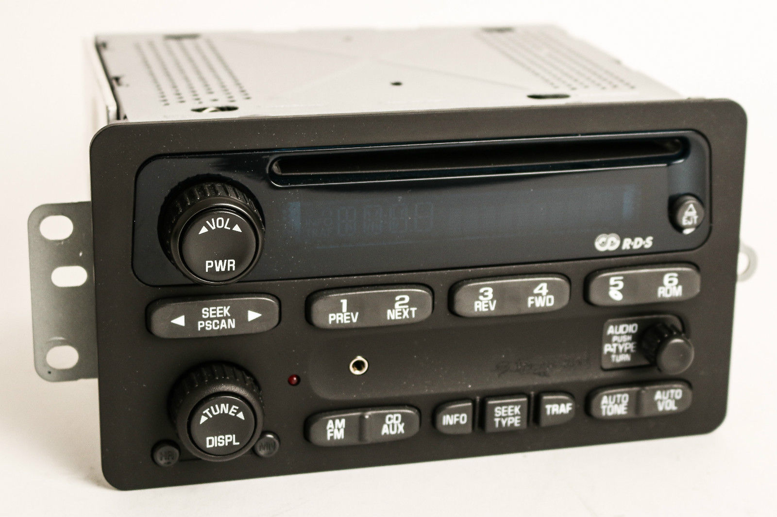 UNLOCKED 2000-2005 Chevrolet Car AM FM CD Radio w Auxiliary Input 1034 ...