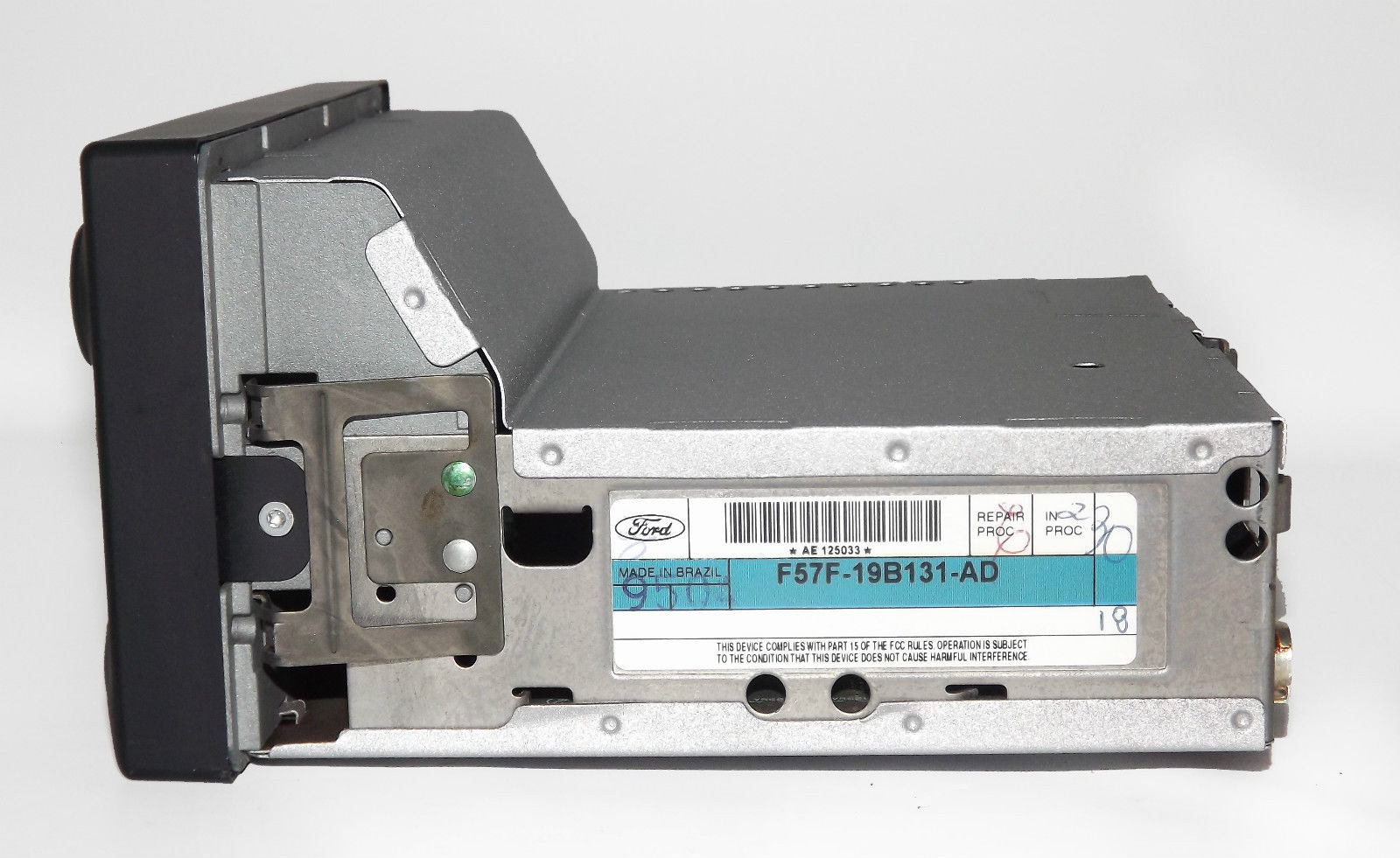 Ford 97-98 F150 F250 Truck - AM FM Radio w Aux iPod Input - F57F-19B13 ...